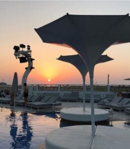 24 Irresistible Pool Days in Dubai For When It's HOT Out There