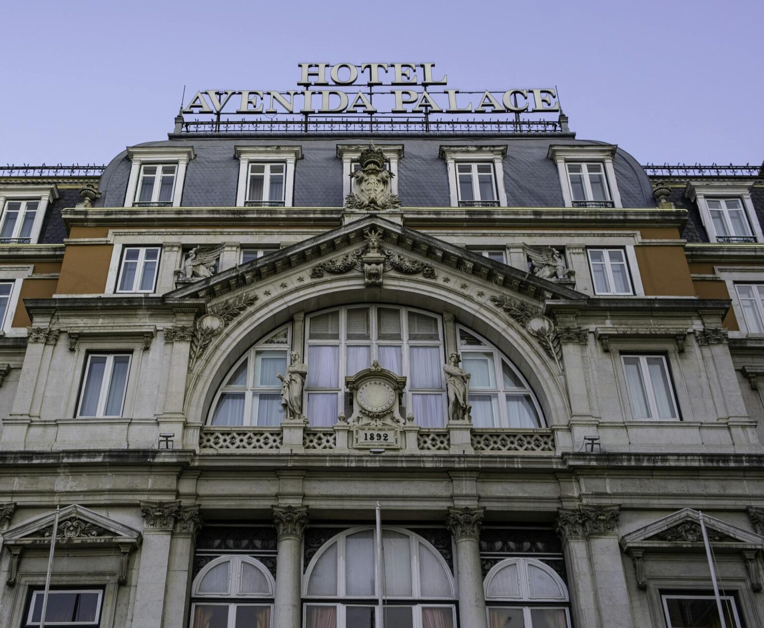 How to Cook Camel Meat at Home + Easy Recipes